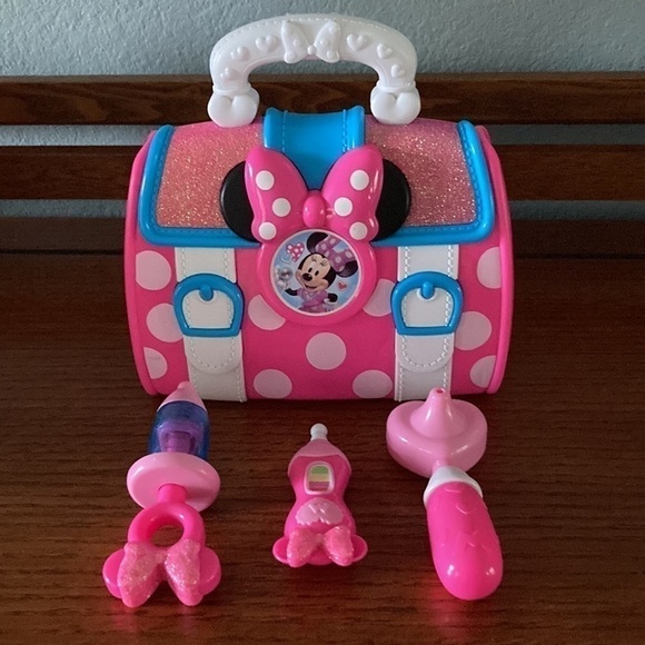 Disney | Toys | Disney Minnie Mouse Bow Care Doctor Bag Set | Poshmark